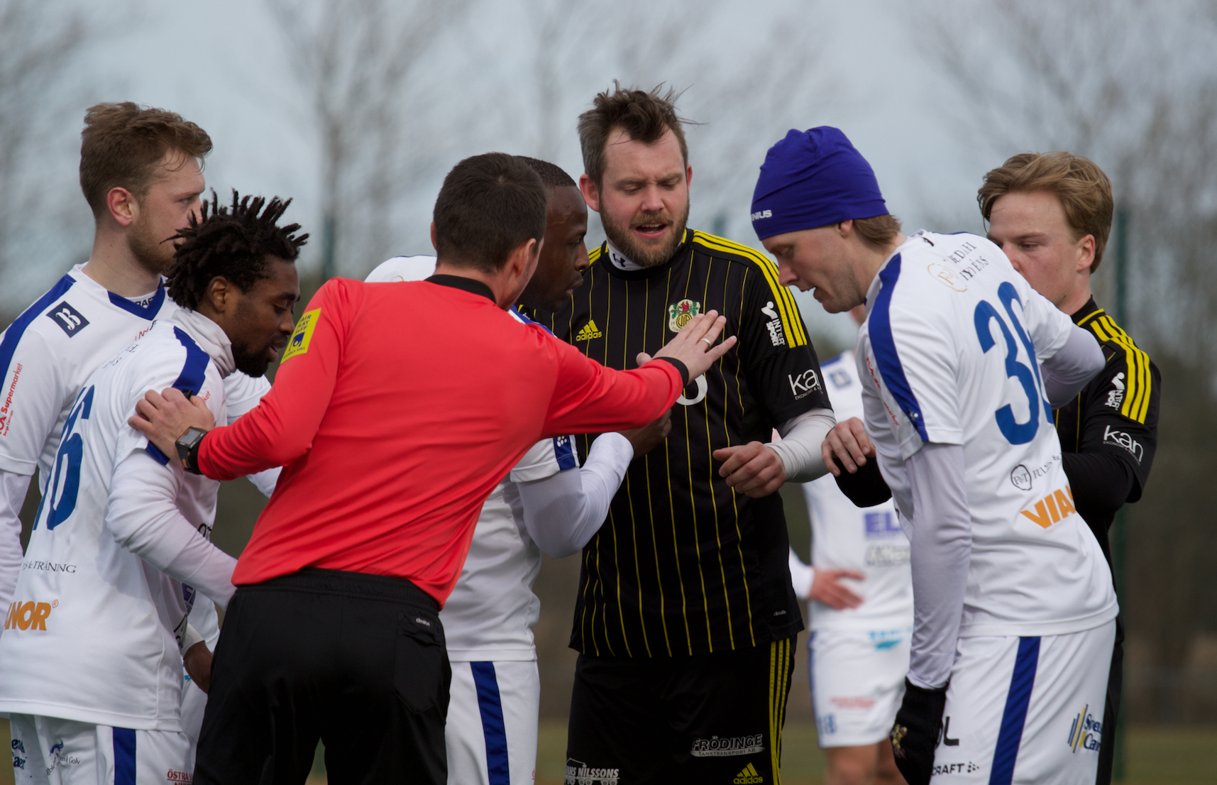 Bildextra: IFK Berga satte punkt för försäsongen med målkalas – K | UNG